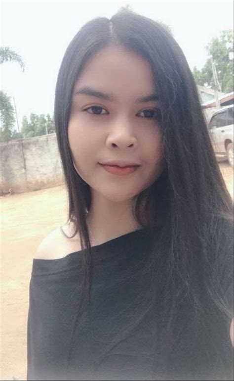 សំបូរម្លេះ ស្រីស្អាត០៣នាក់