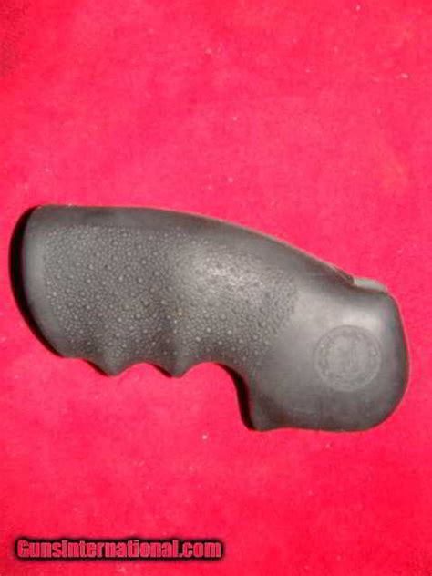 COLT PYTHON GRIPS HOGUE FINGER GROOVE NEW COND For Sale