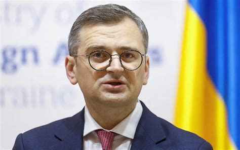 Kuleba úgy Menekültem El Ukrajnából Mint éjjel A Tolvaj Orosz Hírek