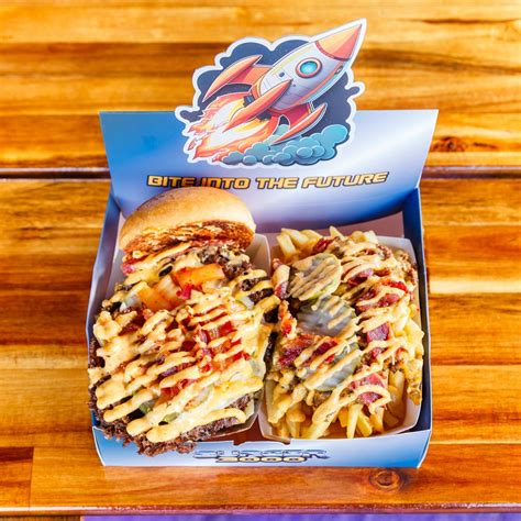 Burger 3000 Updated July 2025 577 Photos And 689 Reviews 9846 Mason