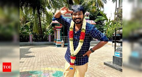 Heres How Actor Vetri Vasanth Celebrated His 30th Birthday Times Of