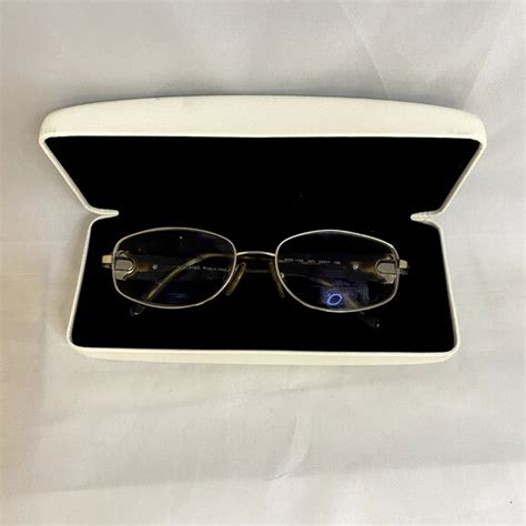 White Eyeglass Frames Or Gem