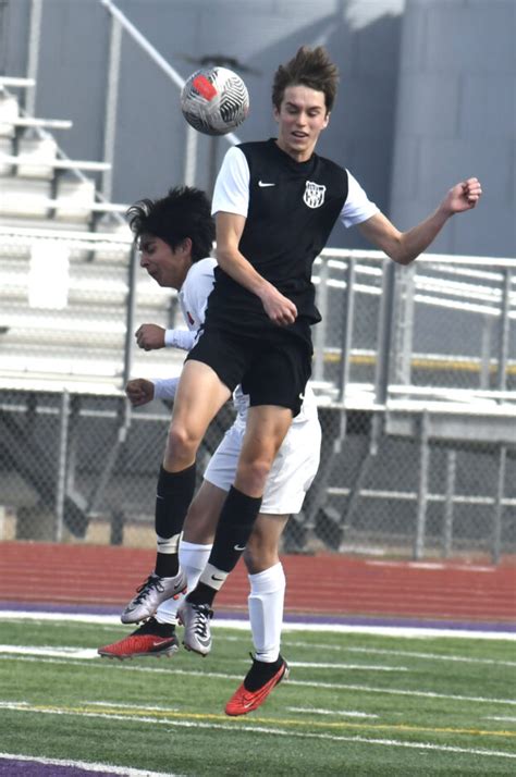 A New Challenge Former Mv Soccer Star Michael Chesler In First Year As