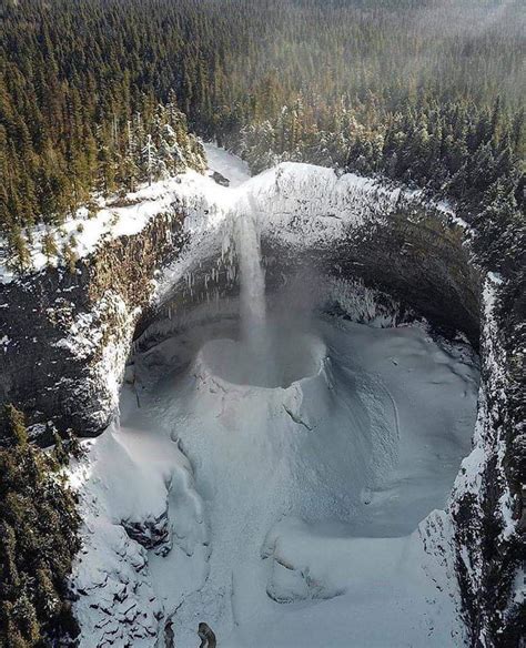 Waterfall Turns Ice Into A Frozen Volcano R Pics