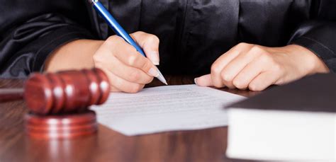 Арешт голови МСЕК на Хмельниччині Крупи Прокуратура клопотатиме