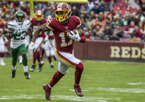 Who Should I Start Terry Mclaurin Or Devin Neal