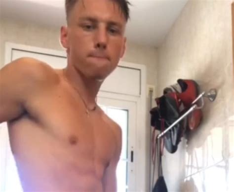 Snapchat Straight Guy Cumming On Camera ThisVid