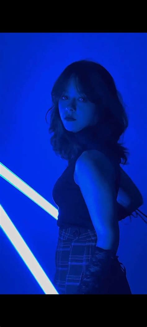 Lightsaber Julia Gava