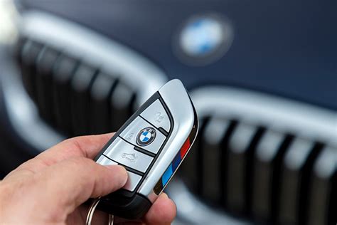 Изготовление ключей автомобиля BMW в Харькове | Дубликат автомобильного ...