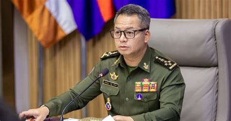 ឯកឧត្តម នាយឧត្តមសេនីយ៍ ទៀ សីហា