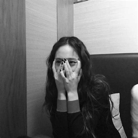 Pin Oleh H Di Krystal Selebritas Foto Kehamilan Fotografi Teman