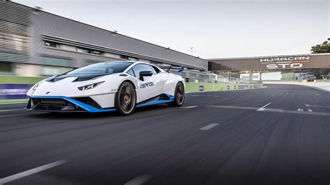 Lamborghini Huracán Sto 2025 Direct Imports