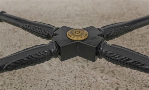 Ej Victor Ebony And Dark Walnut Cocktail Table 9203 40g Antiquepurveyor