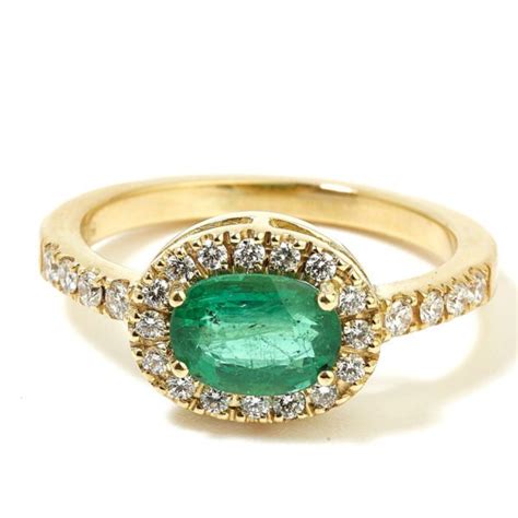 Anello In Oro Giallo Con Smeraldo E Diamanti Virano Gioielli