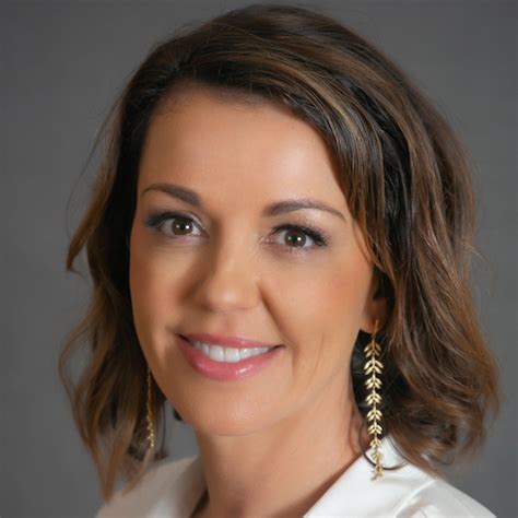 Lori Lyons Aesthetics Innovation Summit