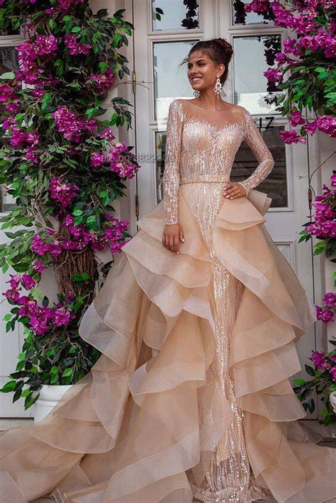 Сватбена рокля в златисто Xs S M L Xl Xxl Xxxl Рокля Дамско златисто Облекло София Ст