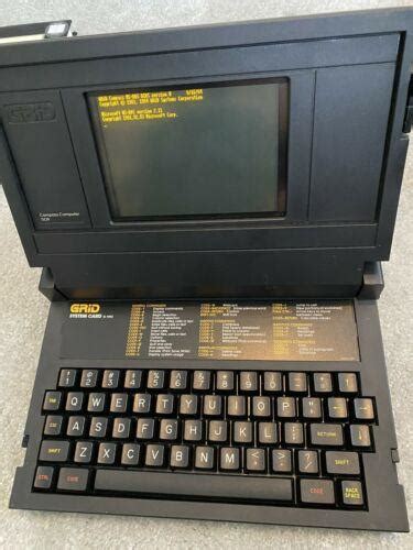 Grid Compass 1109 Vintage Early 80s Laptop Turns Right On Sold As Is