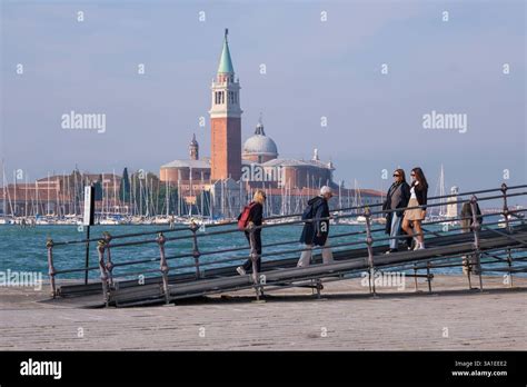Venice Italy 12 October 2024 View Of San Giorgio Maggiore Across