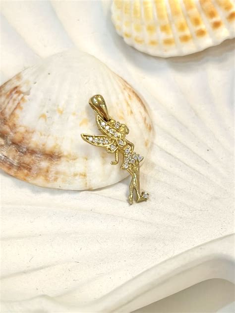 آویز دختر بالرین فروشگاه طلا و جواهرات مهر گلد