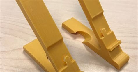Raspberry Pi 7 Inch LCD Stand Now With Tabs By SpectreGadget Download Free STL Model