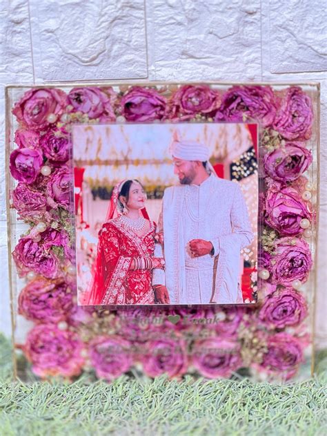 Preserved Wedding Varmala Frame With Couple Photo 8 Inch Varmala