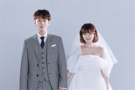 Hyuna Yong Jun Hyung Tie The Knot In Intimate Ceremony