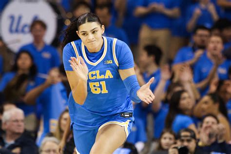 Lauren Betts Double Double Leads No 4 Ucla Women To 80 46 Rout Of