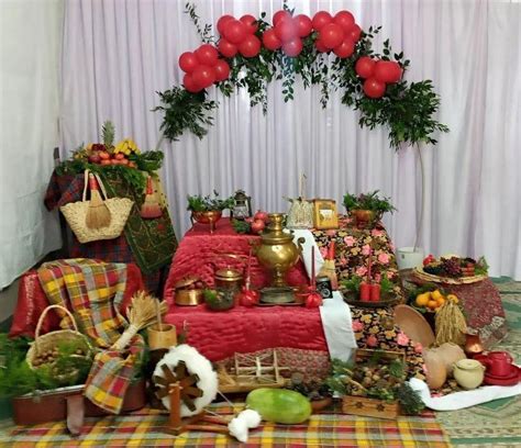 تزیین شب یلدا برای مدرسه 45 ایده تزیین میوه و کیک سفره شب یلدا