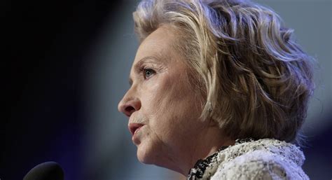 Hillary Clinton 2016 Campaign Economy Woes Politico