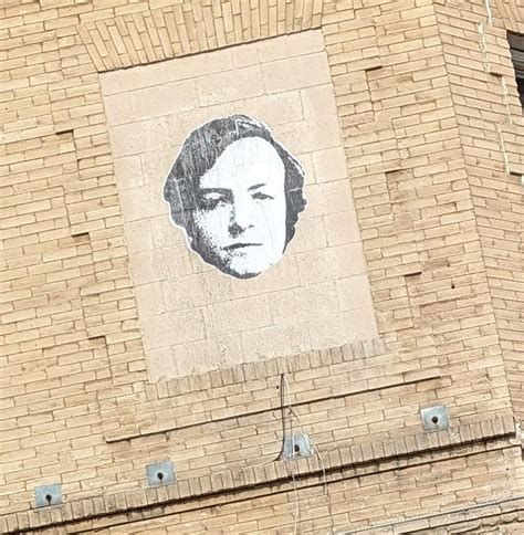 Please Help Me My Mom Thinks I Know For Some Reason And I Cant Let Her Down R Whoisthisguy