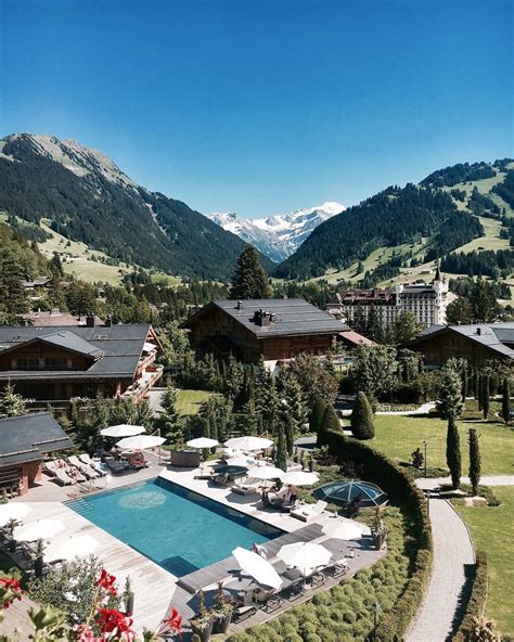 38 Luxurious Shoulder Season Destinations Venue Report