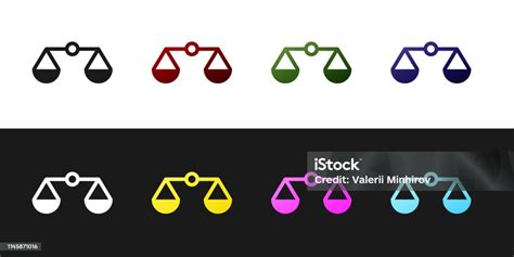 검은 색과 흰색 배경에 고립 된 정의 아이콘의 비늘을 설정 합니다 법원의 상징 균형 조정 기호입니다 벡터 일러스트 개념에 대한 스톡 벡터 아트 및 기타 이미지 Istock