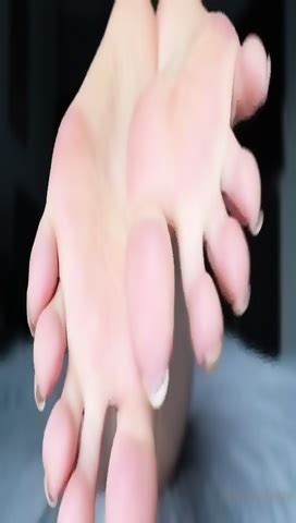 Sexy Long Natural Toenails