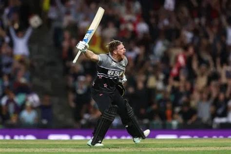 උඩ පන්දුවලින් අත හැරුණු තරගයක් Lnw Sinhala