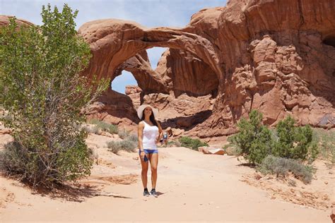 Girls On Rocks Cliffs Mountains Geology Rock Climbing Page 11 Freeones Forum The Free
