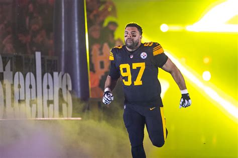 Steelers Cam Heyward Wins 2023 24 Walter Payton Nfl Man Of The Year