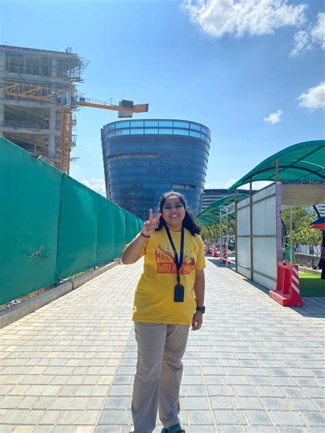 shruthi r on linkedin internship zoho mba marketing journey
