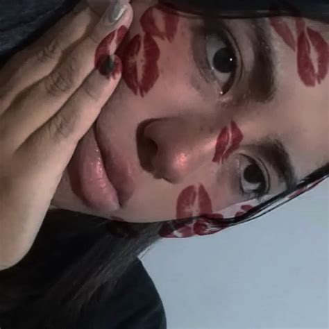 Giuliana Pretti Giuprettii • Threads Say More