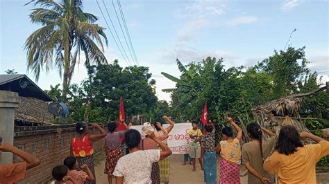 Khit Thit Media မုံရွာမြို့တွင် Pdf၏ အလစ်အငိုက် တိုက်ခိုက်မှုကြောင့် စစ်သား ၂ ဦး သေဆုံး၊ ပေါက