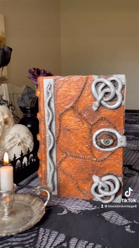 Diy Hocus Pocus Spell Book Hocus Pocus Spell Book Halloween Crafts