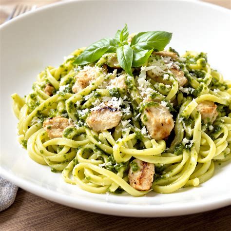Pasta Met Kip En Pesto Recept Snel En Smaakvol Genieten Recepten Pret
