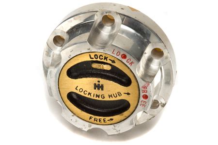 Scout Ii Scout 800 Locking Hub Ih New Old Stock International
