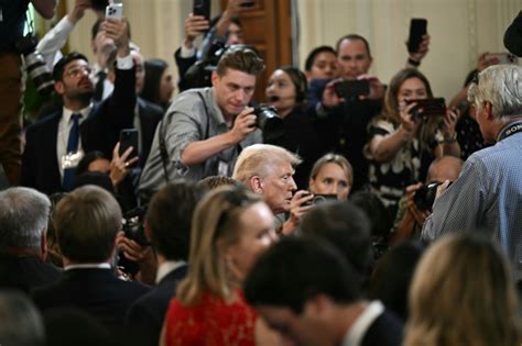 Trump Sues Murdoch Newspaper Over Epstein Sex Bombshell Au