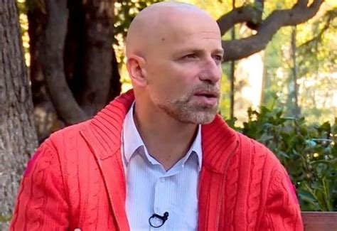 თურმე როგორ იტანჯებიან ქართველი კაცები უქალობისგან რა ფოტოს ავრცელებს მერაბ მეტრეველი