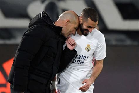 Football Real Madrids Zidane Backs Benzema Following Charge In Sex