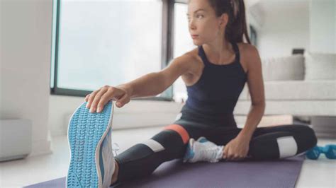 Effective Hamstring Workouts Power Up Your Hamstrings Gym Body Fit