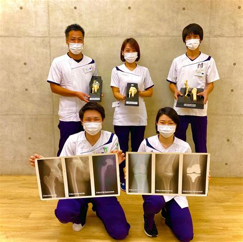 はちや整形外科病院 はちや整形外科病院です リハビリテーション部 人工関節班の紹介です！！！ 現在、コロナの影響で人工関節班のスタッフを
