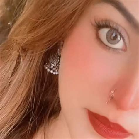 Areeba Areebaakber • Threads Say More