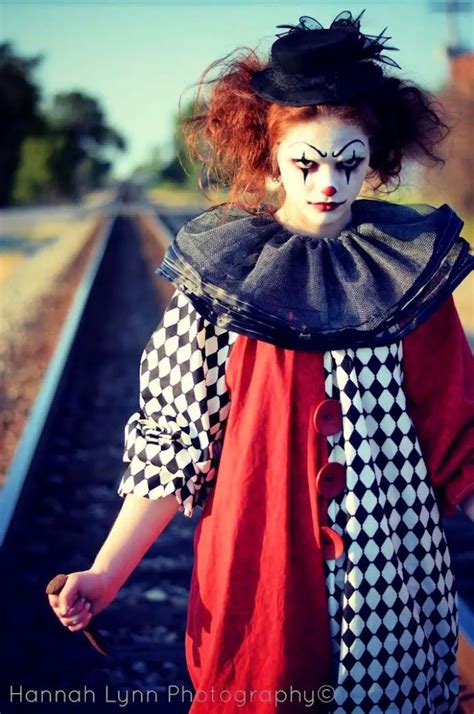 20 Homemade Diy Clown Costume Ideas Scary Halloween Costumes Scary