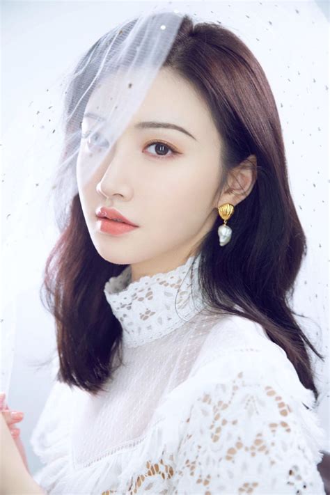 Ghim của abby🍉 trên C H I N E S E | Con gái, Diễn viên, Dễ thương